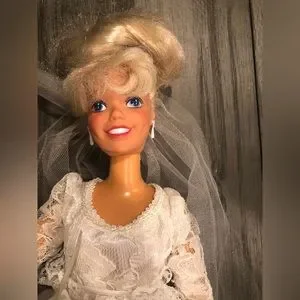 Laiko | Toys | 5 Vintage 1993 Laiko International Blonde Bride Wedding ...